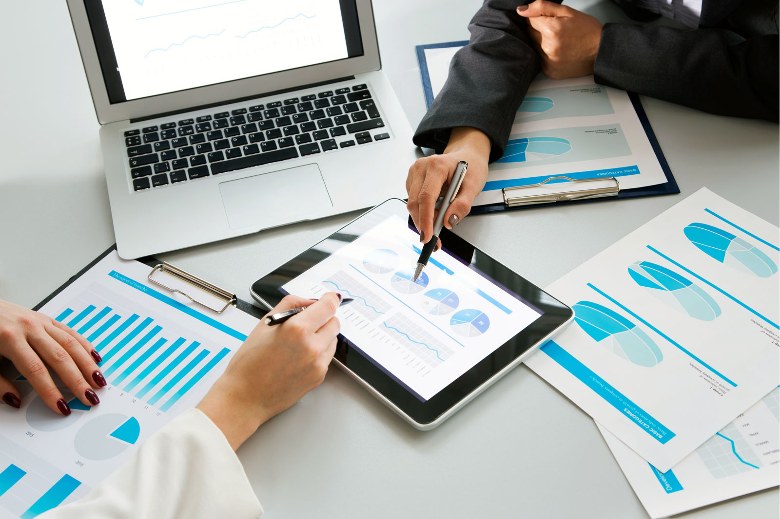 ERP de manufactura discreta: ventajas de usarlo - eWorkplace Manufacturing